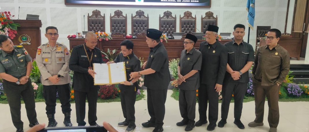 Rapat Paripurna Penandatanganan Berita Acara RPJPD Menjadi Perda Kota ...